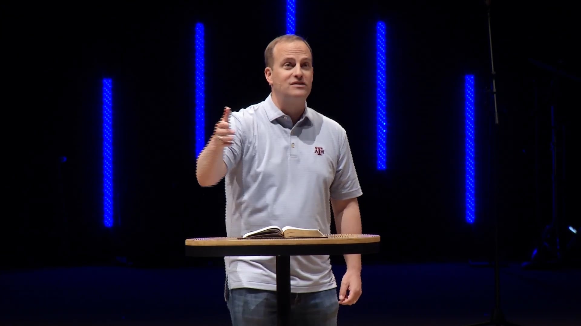 Who Leads the Church? - Central Church